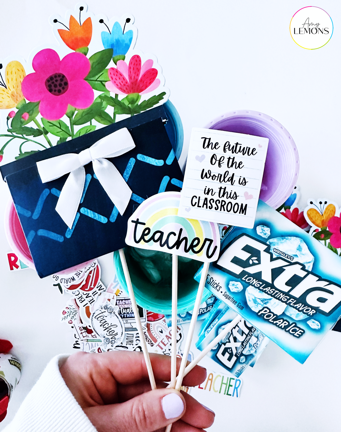Best Gift Top 10 Thoughtful Gft Deas For Teachers | Mddle School ...